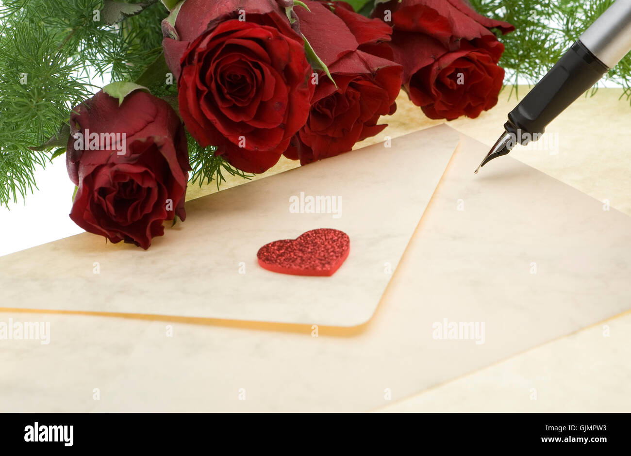 roses valentines day letter Stock Photo - Alamy