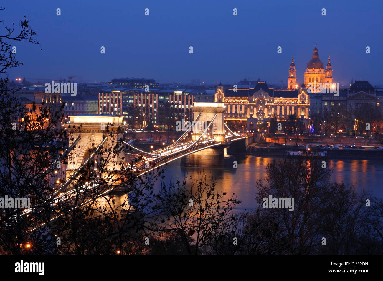 bridge capital budapest Stock Photo - Alamy