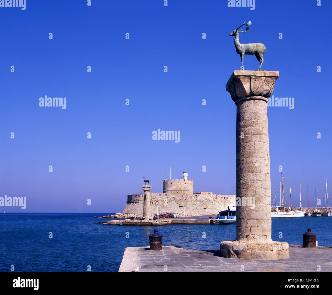Harbor greece hi-res stock photography and images - Alamy