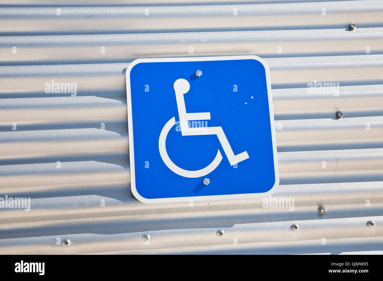 Wheelchair accessible sign hi-res stock photography and images - Alamy