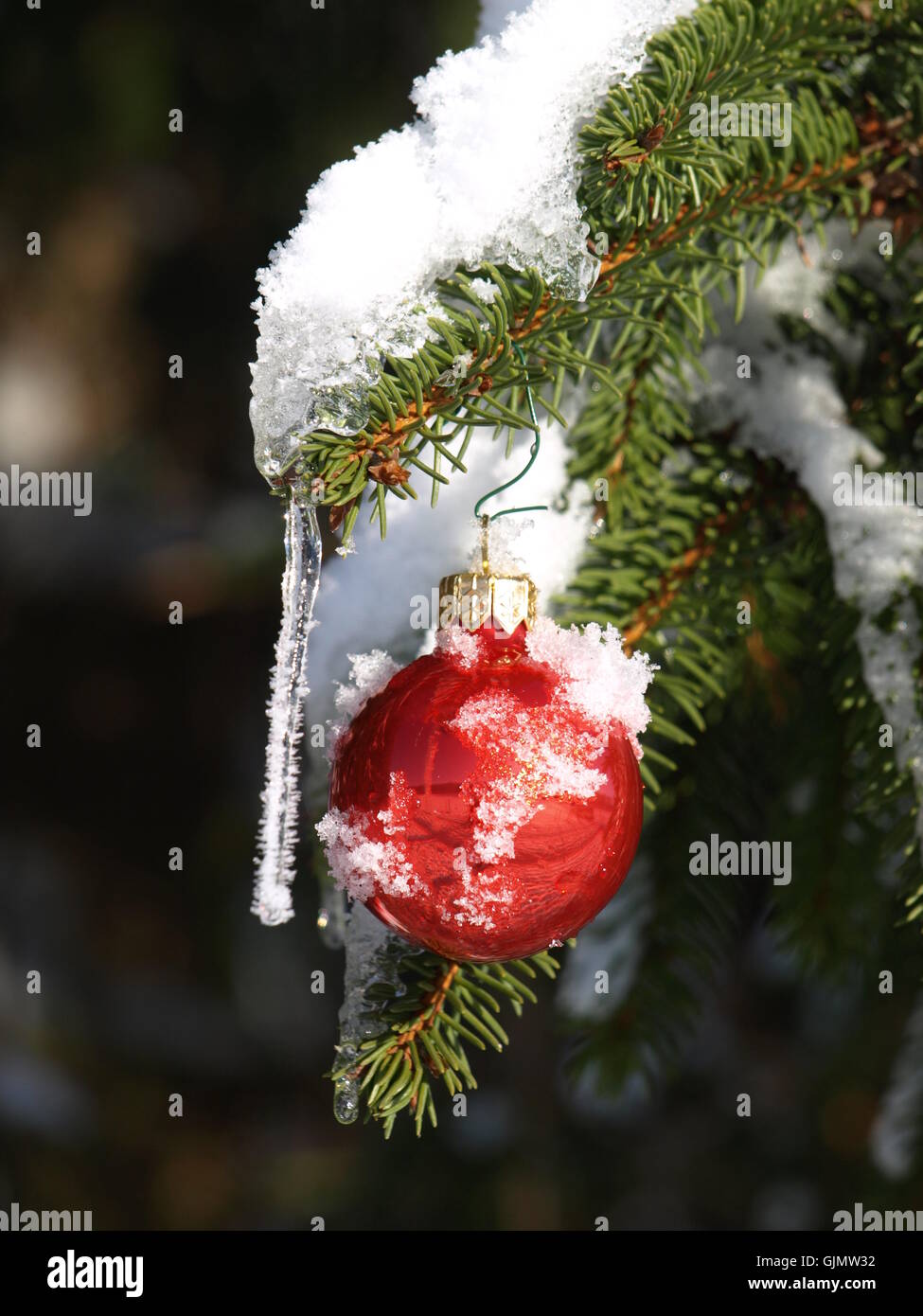 Icicle icicles hi-res stock photography and images - Alamy