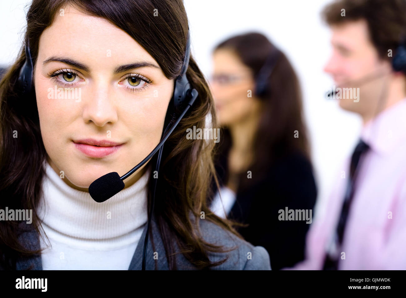 Woman talk man desk help hi-res stock photography and images - Alamy