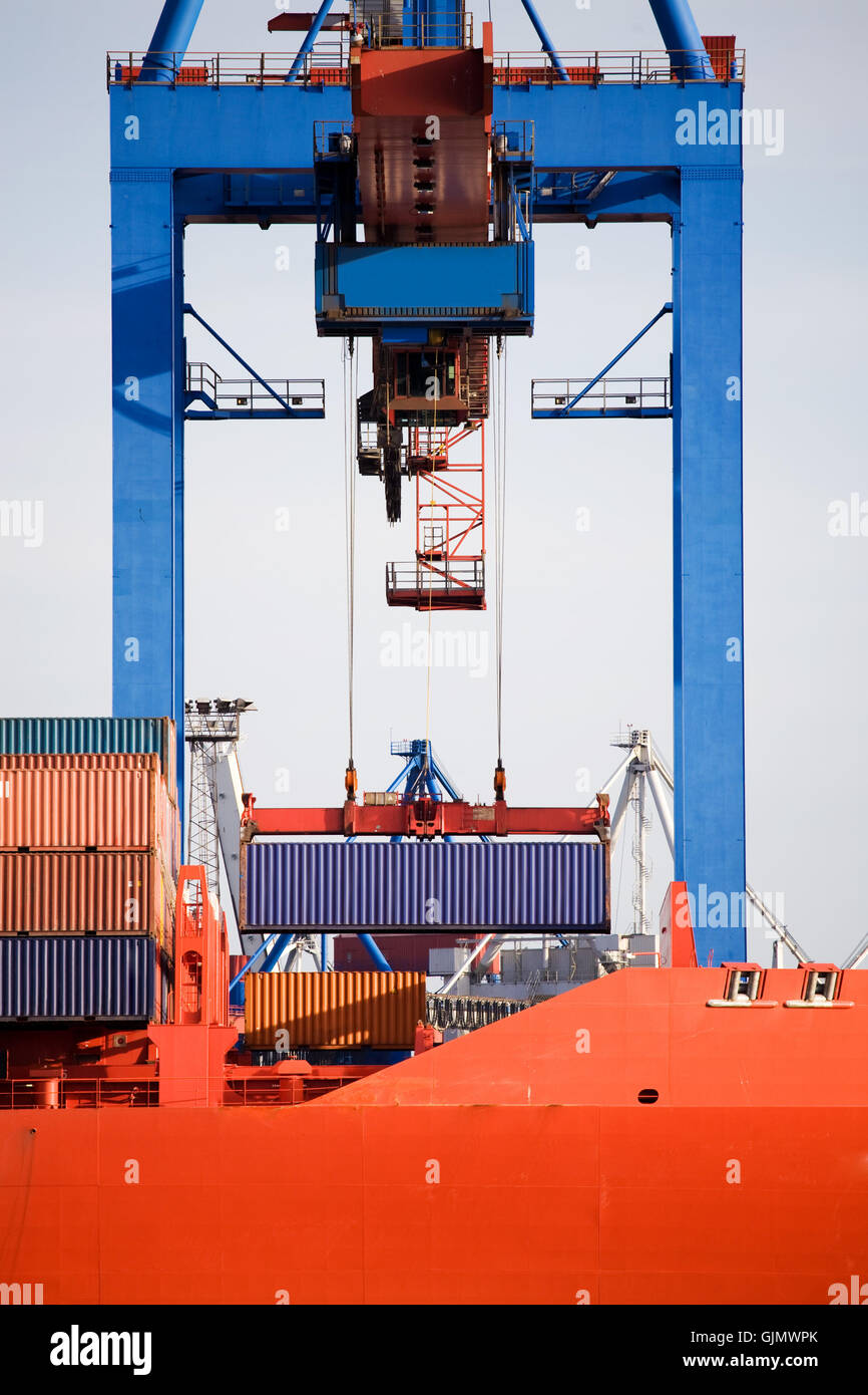 Logistics container hi-res stock photography and images - Alamy