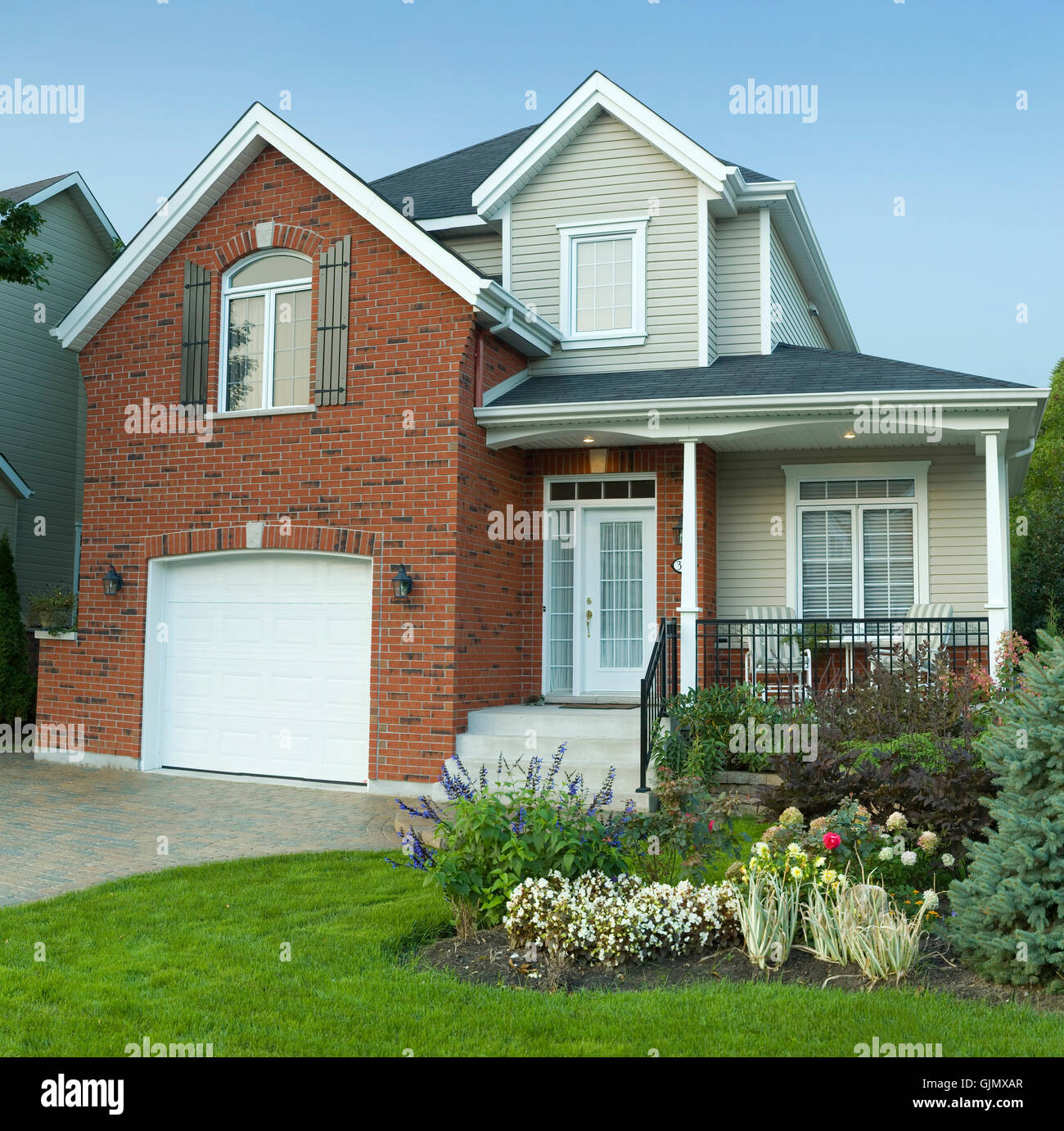 house building home Stock Photo - Alamy