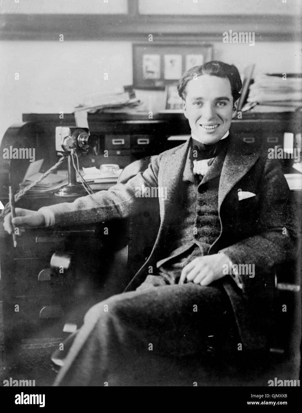 Charlie chaplin photo Black and White Stock Photos & Images - Alamy