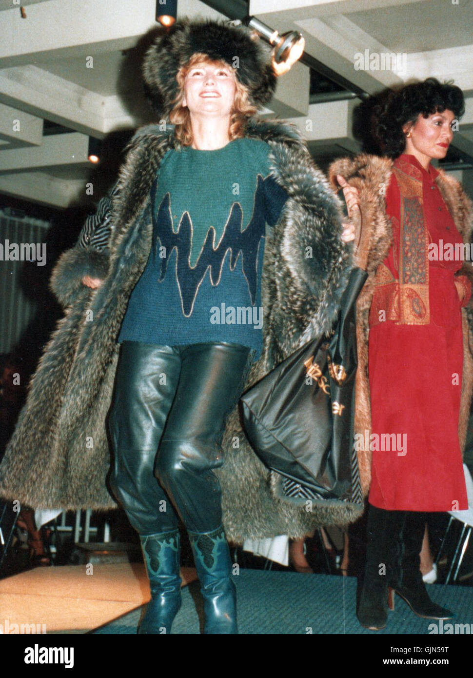 1983 fashion hi-res stock photography and images - Alamy