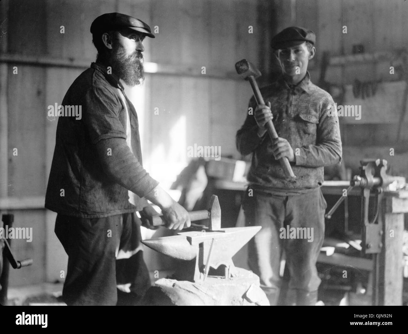 Jewish shop 1900s hi-res stock photography and images - Alamy