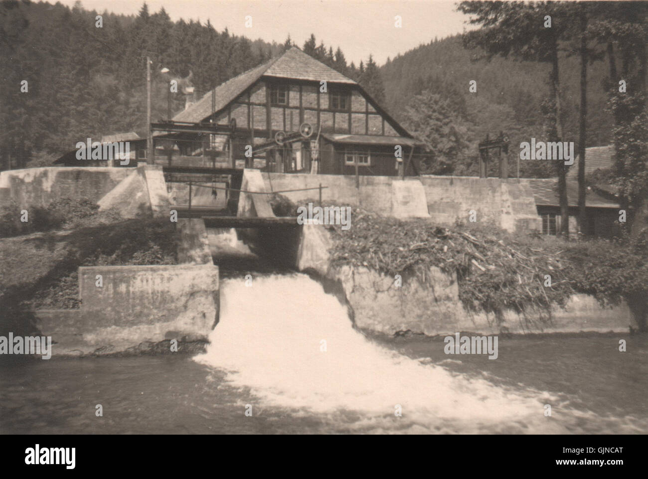 20th century mill hi-res stock photography and images - Alamy