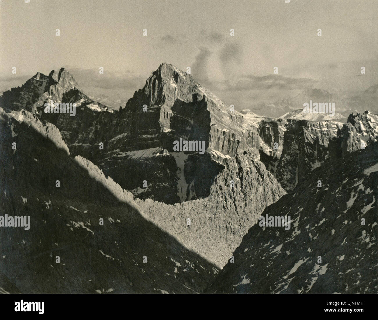 This retouched image from 1957 captures the Cresta de Longiaru in the ...