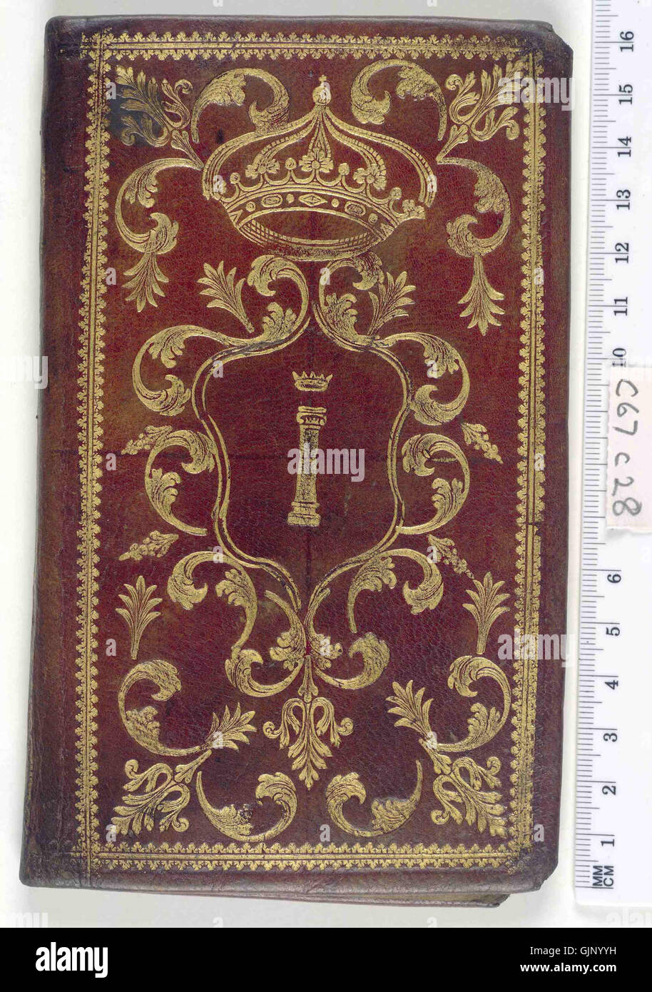 empty covers Upper cover (c67c28 Stock Photo - Alamy