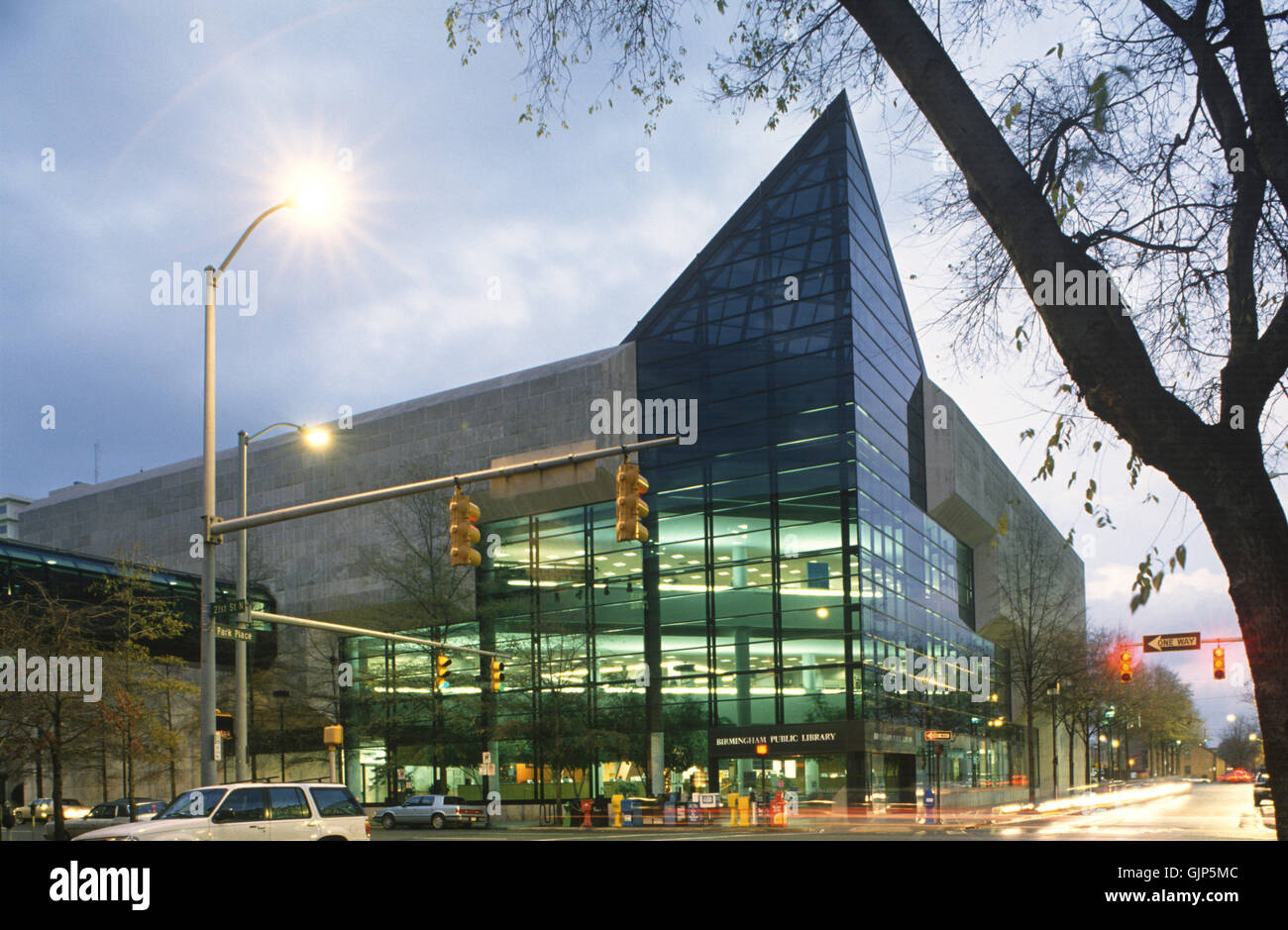 Public library building in Birmingham Alabama at dusk Stock Photo - Alamy