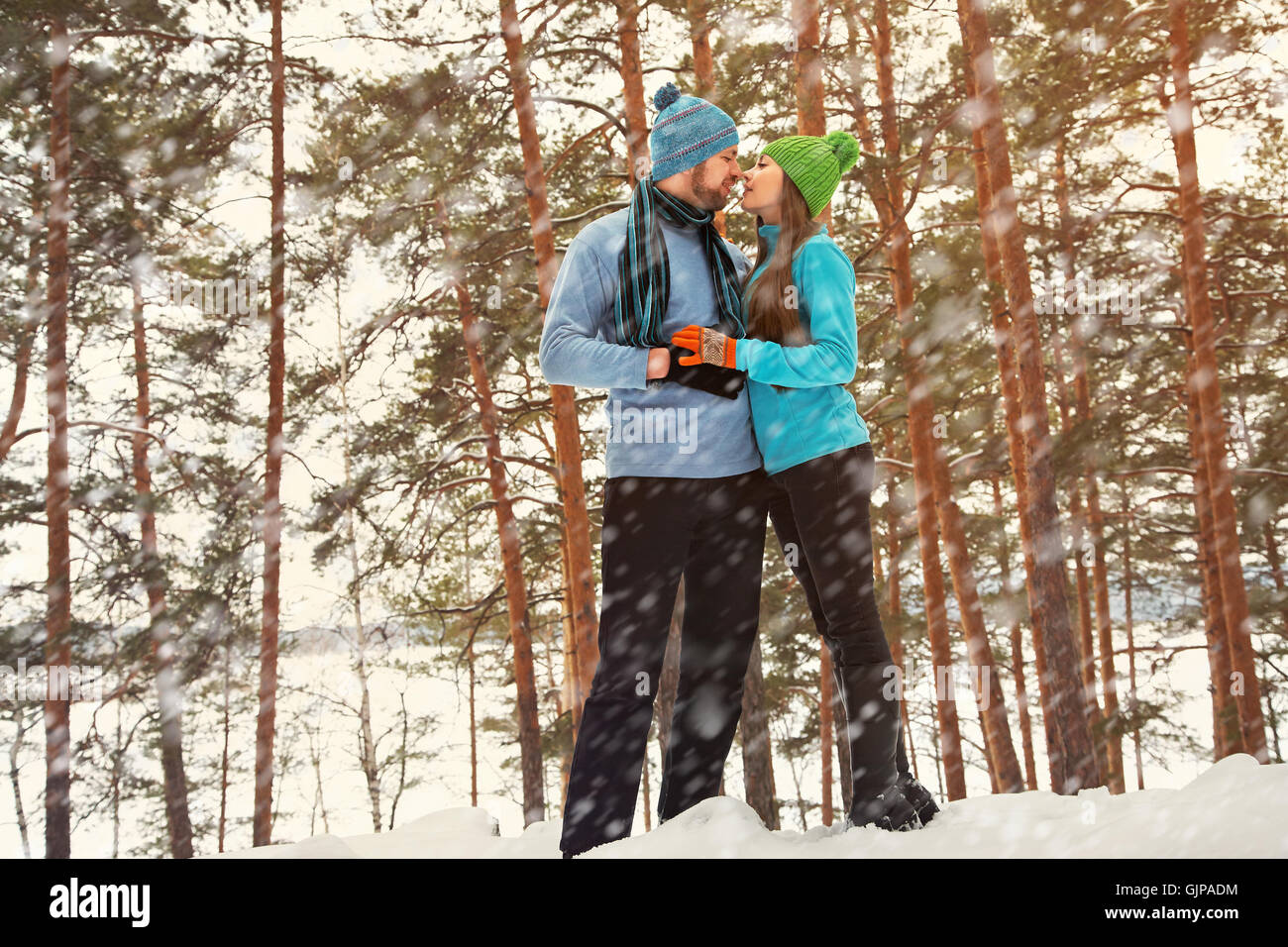 Young couple walk in forest hi-res stock photography and images - Alamy
