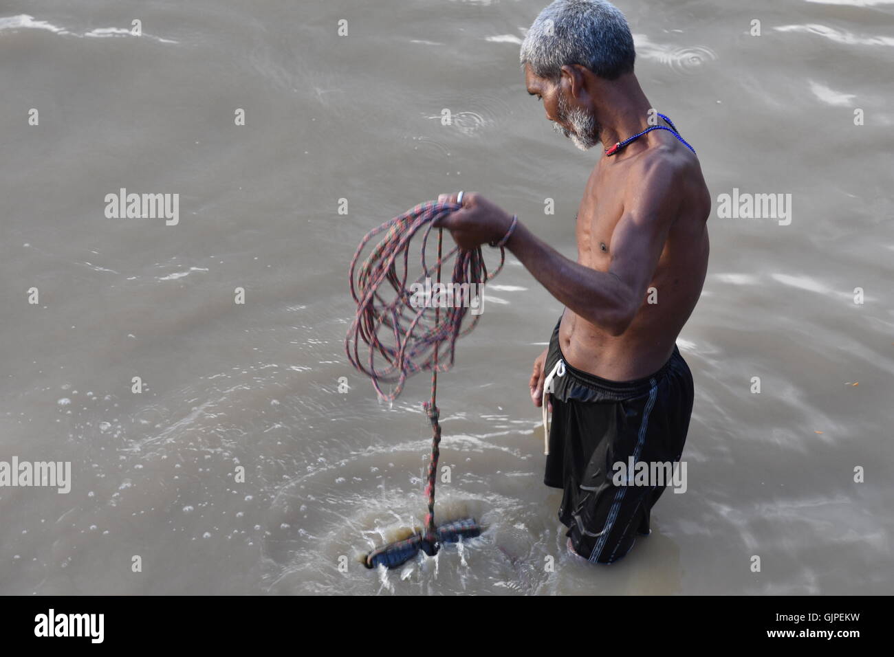 Bengali fisherman hi-res stock photography and images - Alamy