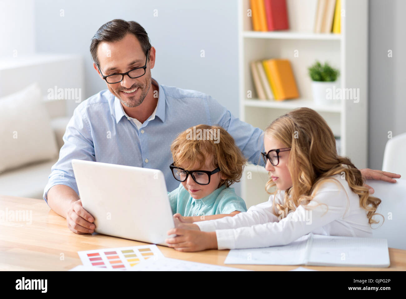 Gamer girl look hi-res stock photography and images - Alamy