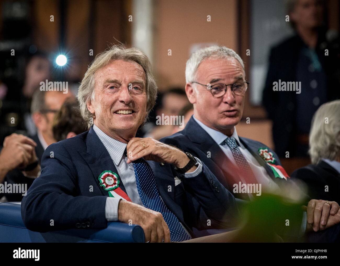 English premier league champions Leicester City's Italian manager ...