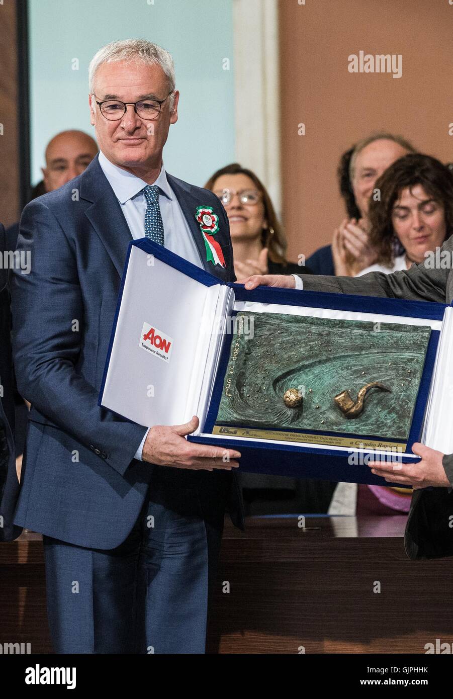 English premier league champions Leicester City's Italian manager ...