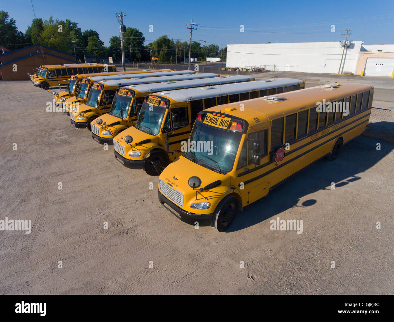 Busses hi-res stock photography and images - Alamy