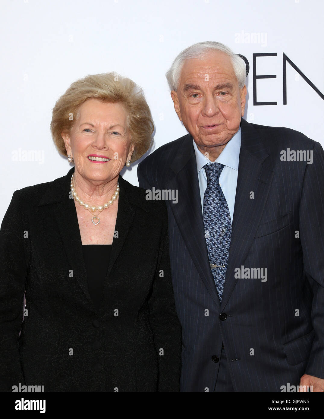 Open Roads world premiere of 'Mother's Day' at TCL Chinese Theatre ...