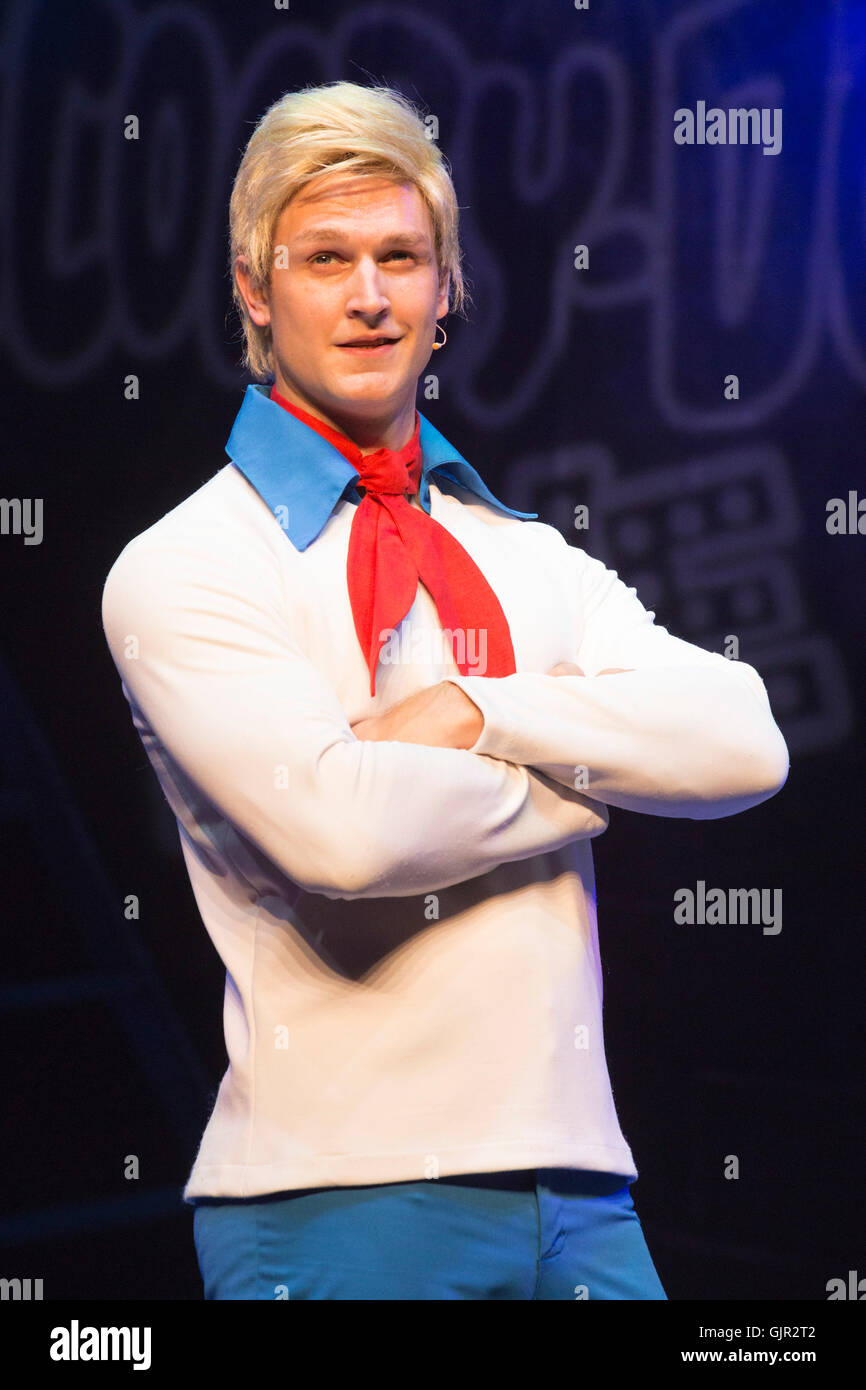 Shaggy scooby doo hi-res stock photography and images - Alamy