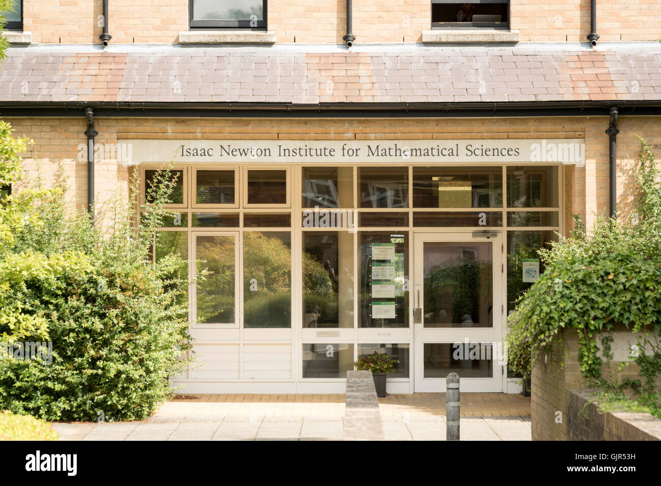 Isaac newton building hi-res stock photography and images - Alamy