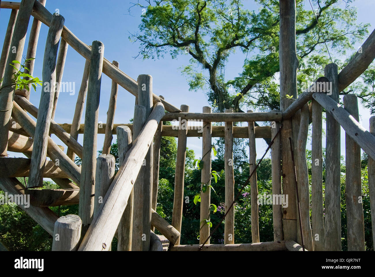 Birdwatch tower hi-res stock photography and images - Alamy