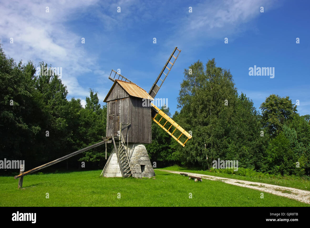 Rural windmill hi-res stock photography and images - Alamy
