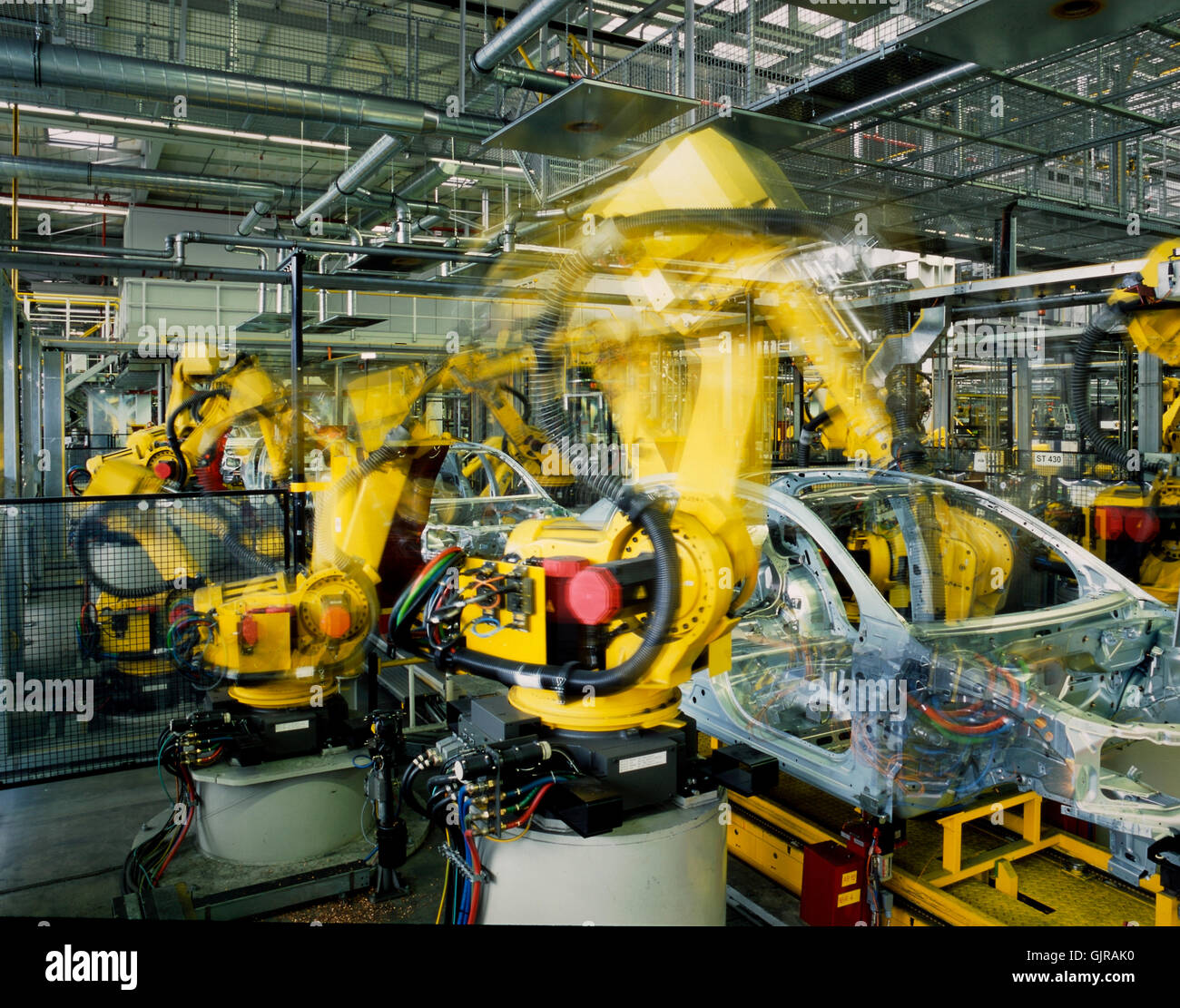 Car assembly line robotic hi-res stock photography and images - Alamy