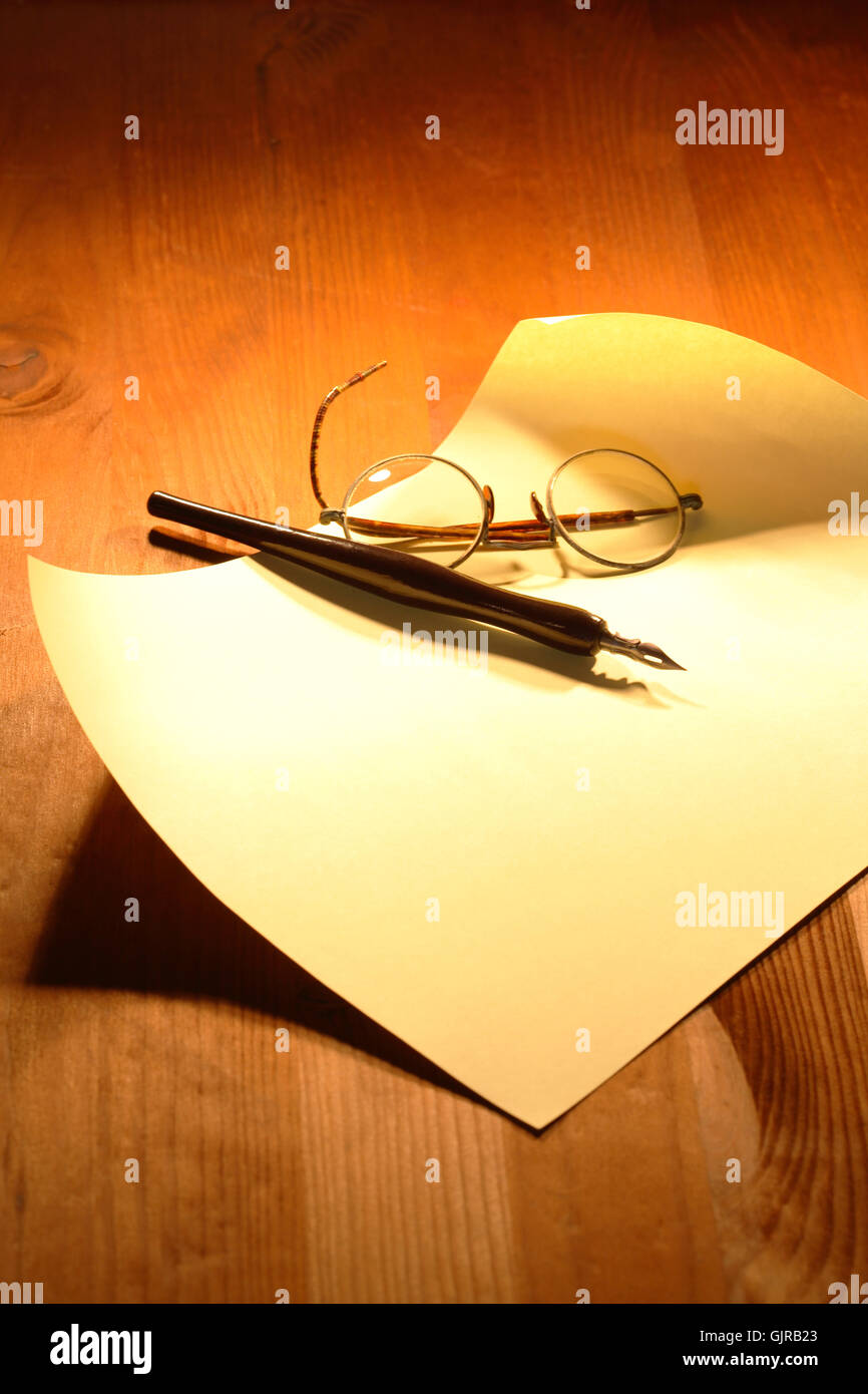 Vintage nostalgia hi-res stock photography and images - Alamy