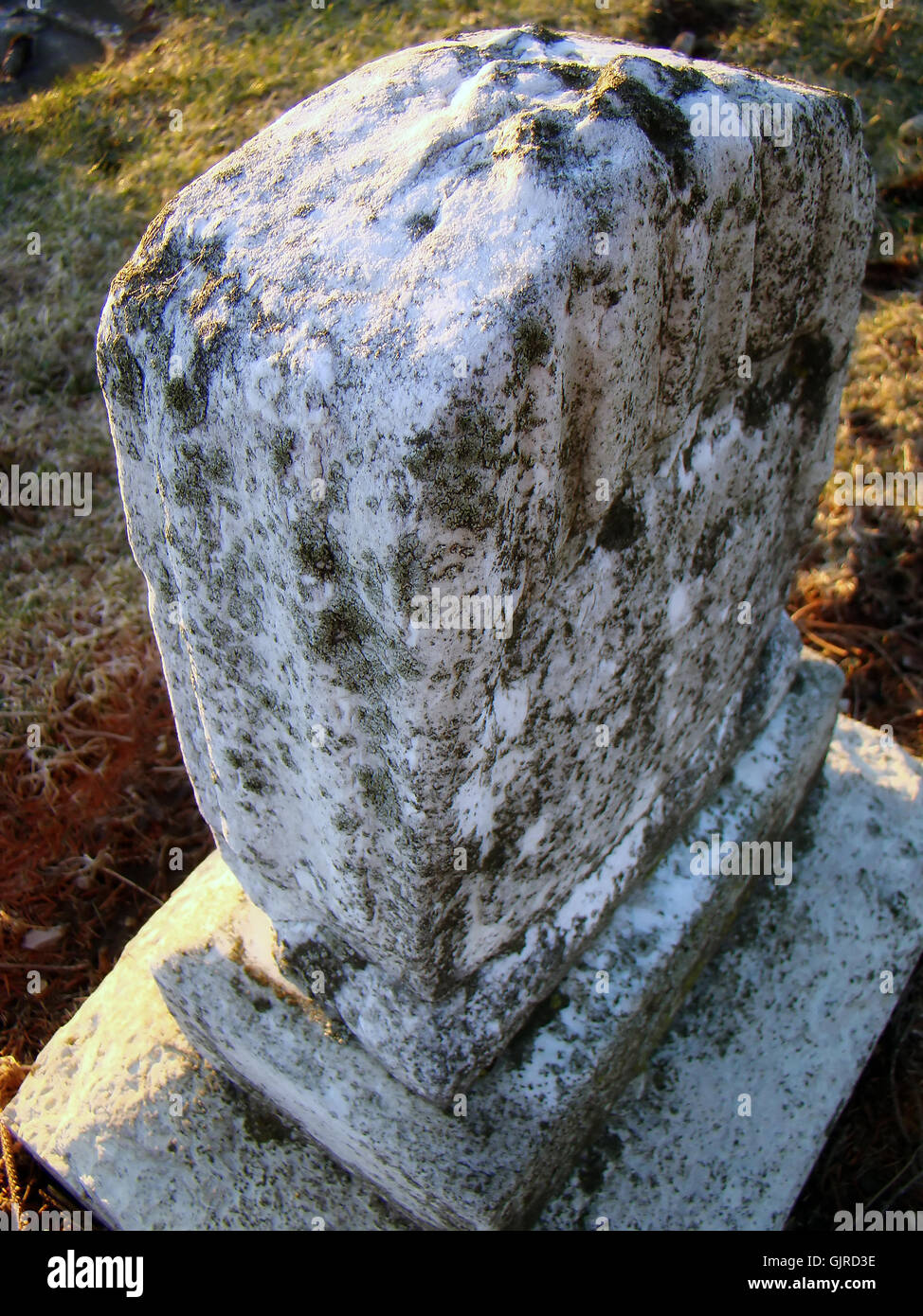 Antique headstone hi-res stock photography and images - Alamy