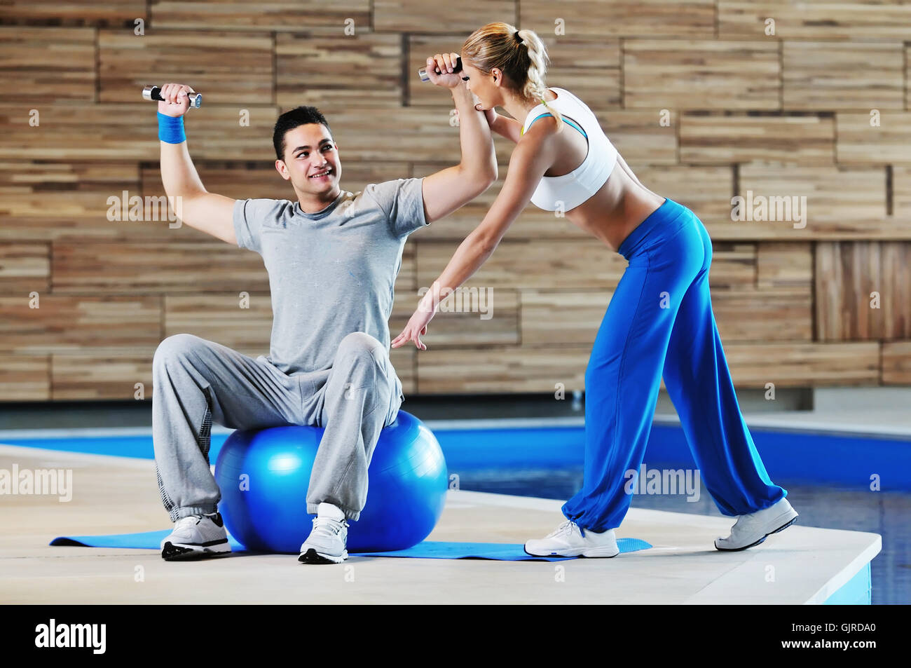 fitness personal trainer Stock Photo - Alamy