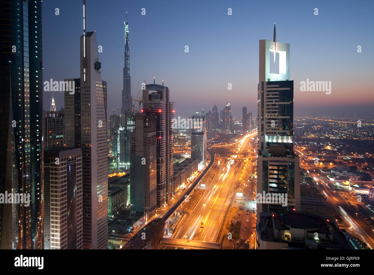 dubai at night Stock Photo - Alamy