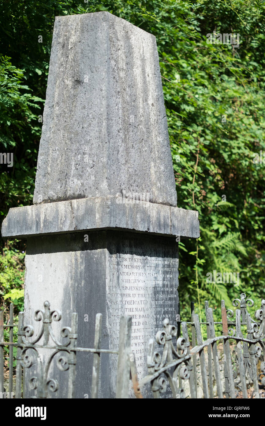 memorial stagecoach accident The Mail Coach Pillar built in 1841 marks ...