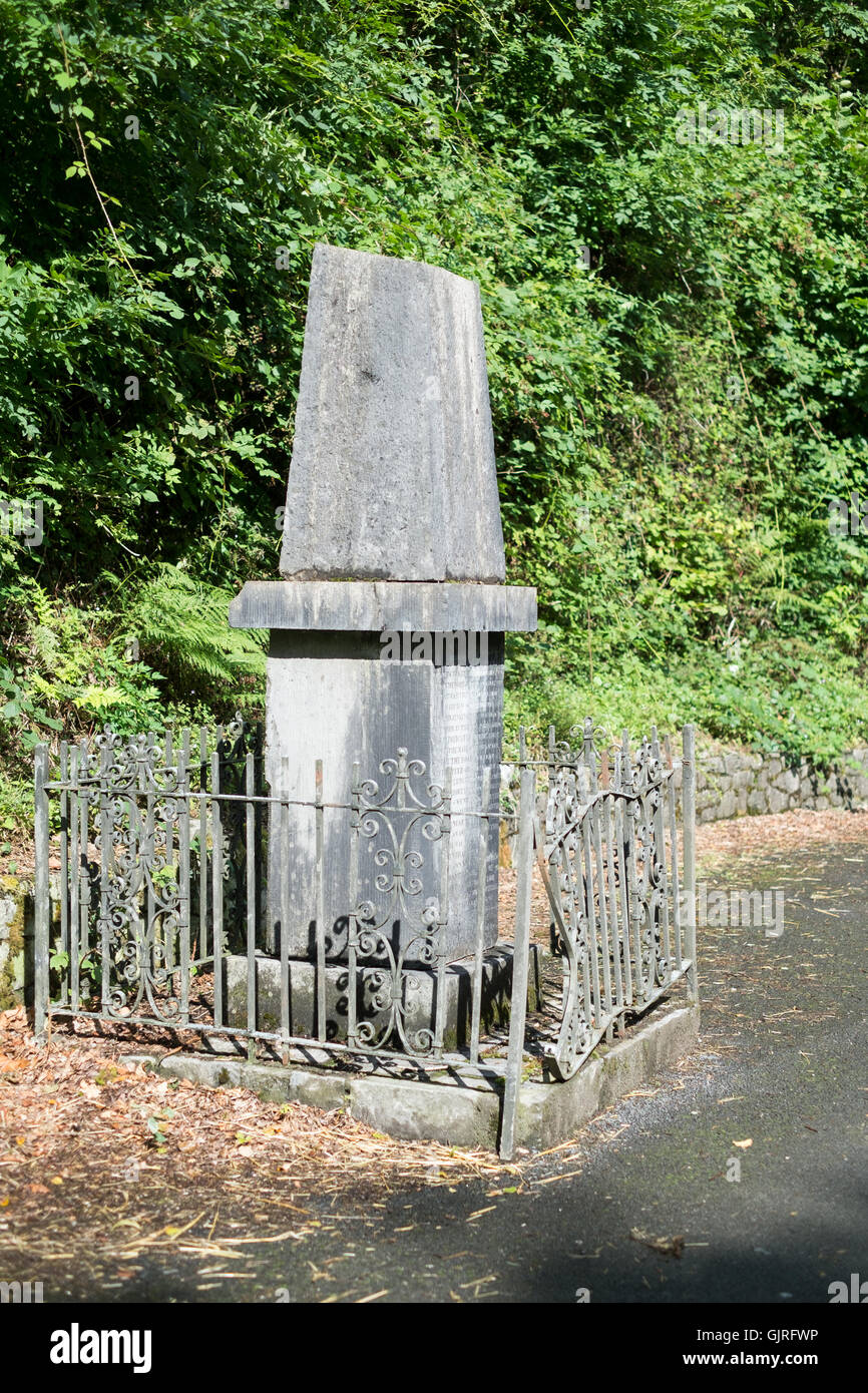 memorial stagecoach accident The Mail Coach Pillar built in 1841 marks ...
