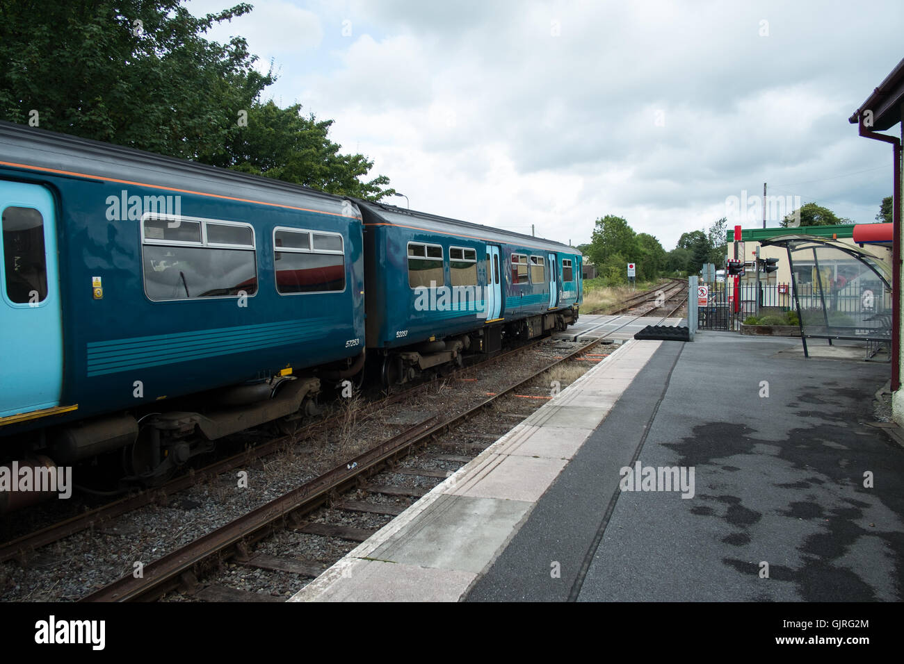 Class 150 train departing Llandovery station Stock Photo - Alamy
