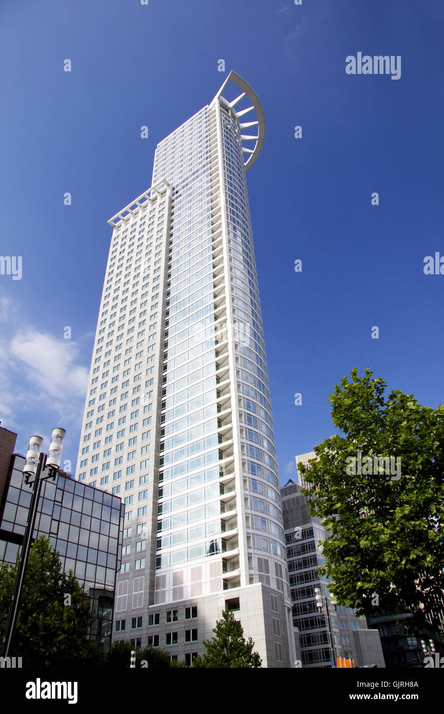 Money lending city hi-res stock photography and images - Alamy