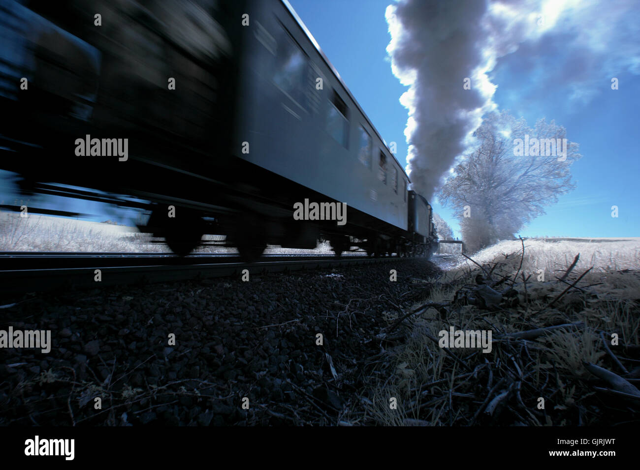 Old wide railway bridge hi-res stock photography and images - Alamy