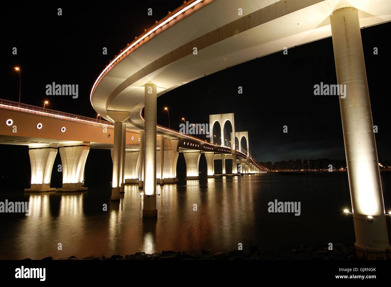 Pearl river delta bridge construction hi-res stock photography and ...
