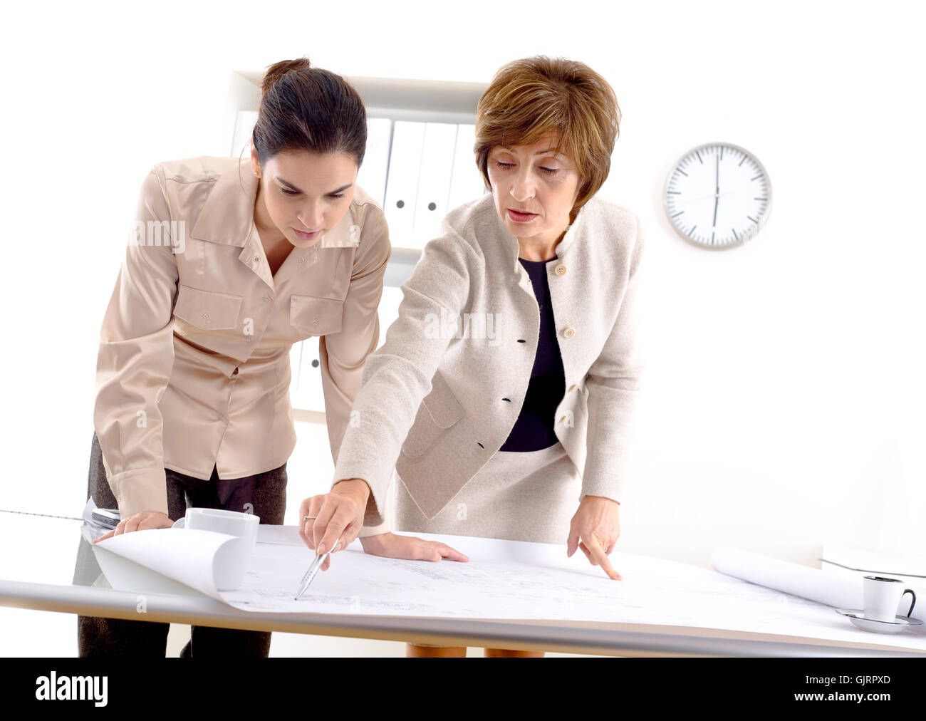 woman talk speaking Stock Photo - Alamy