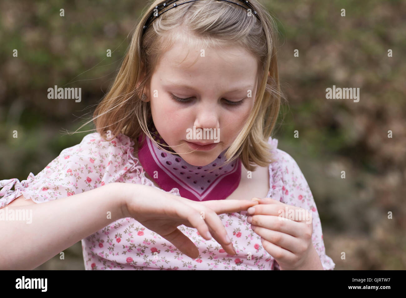 Injured finger hi-res stock photography and images - Alamy