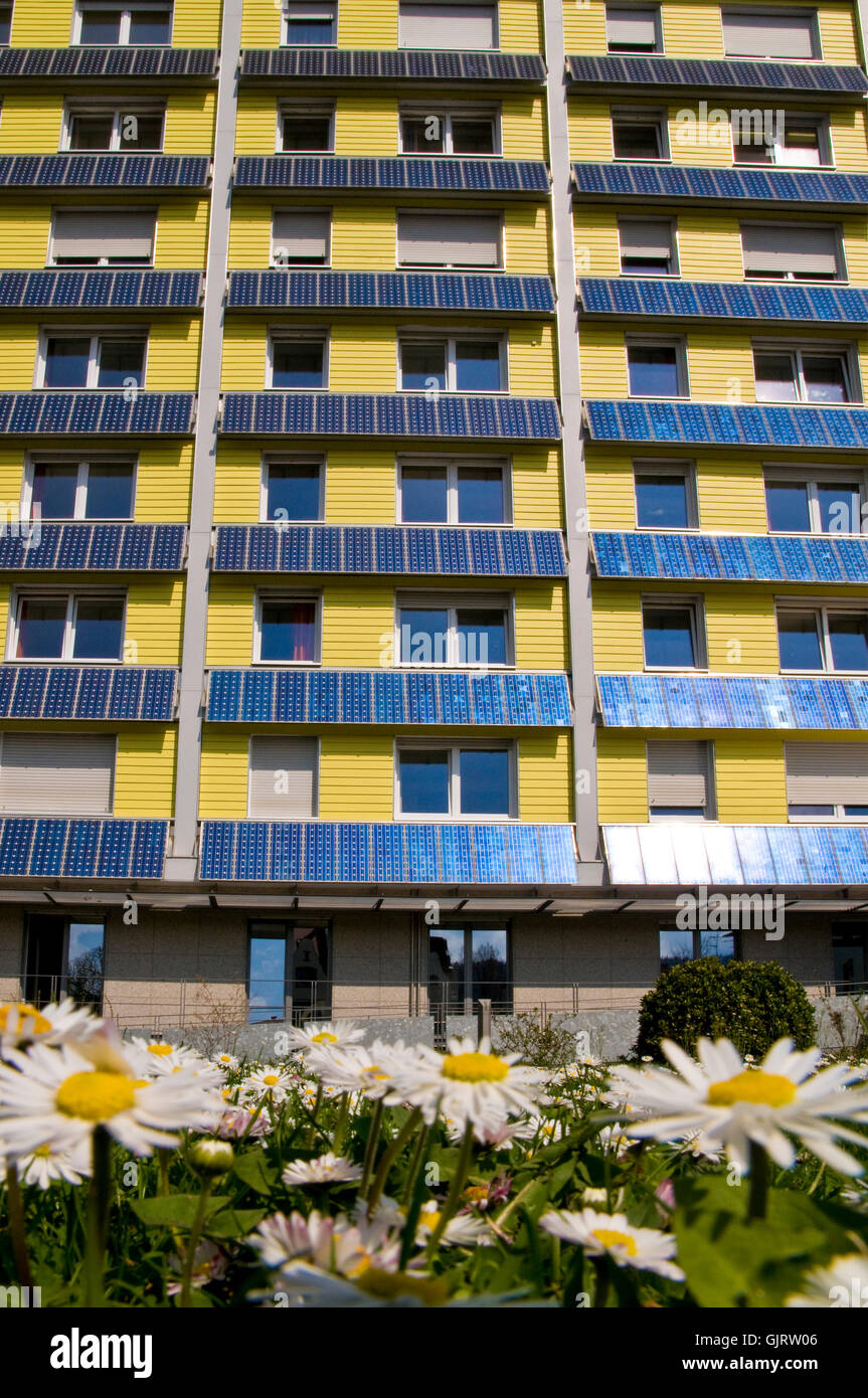 Solar facade hi-res stock photography and images - Alamy