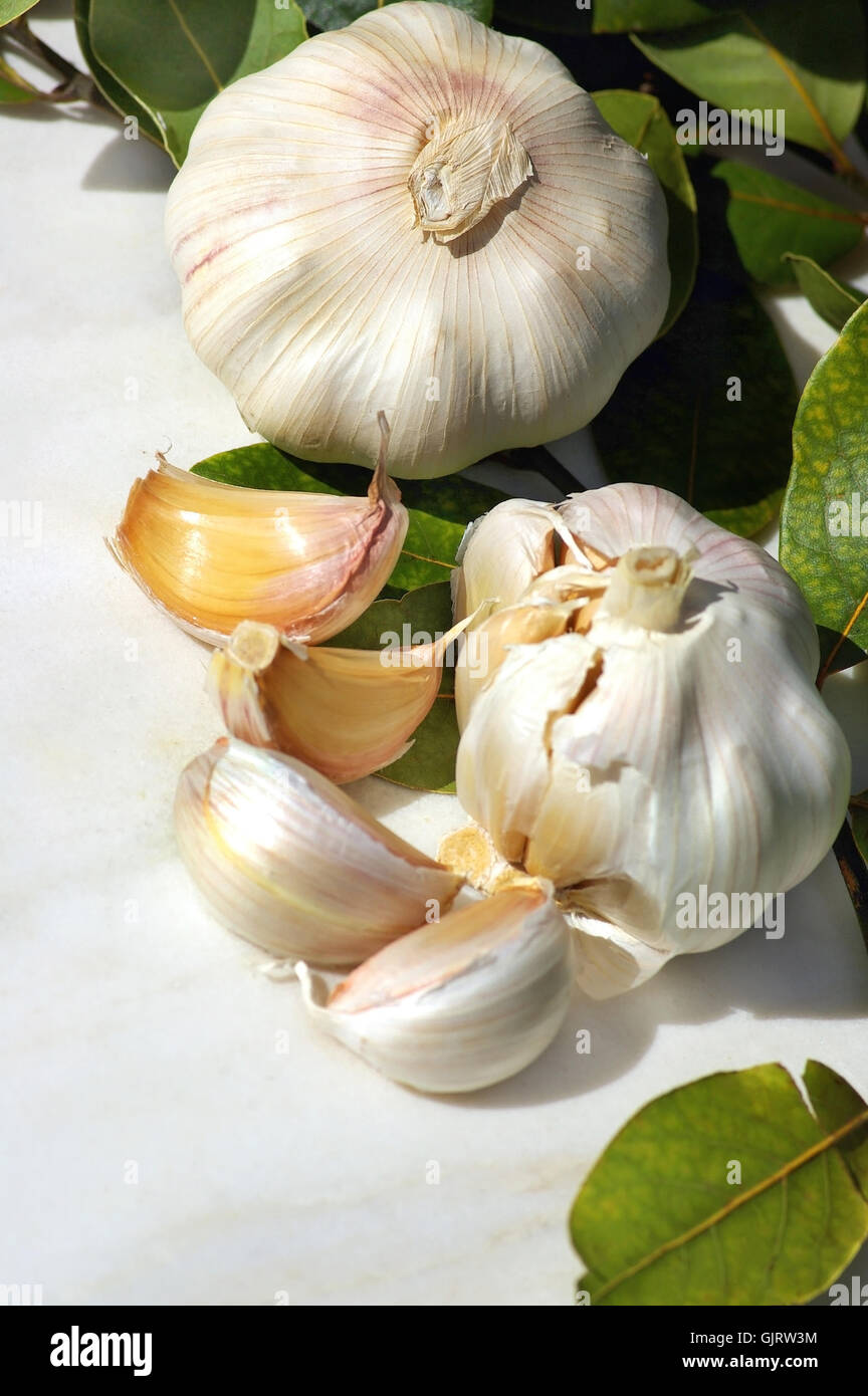 garlic flavor ingredient Stock Photo - Alamy
