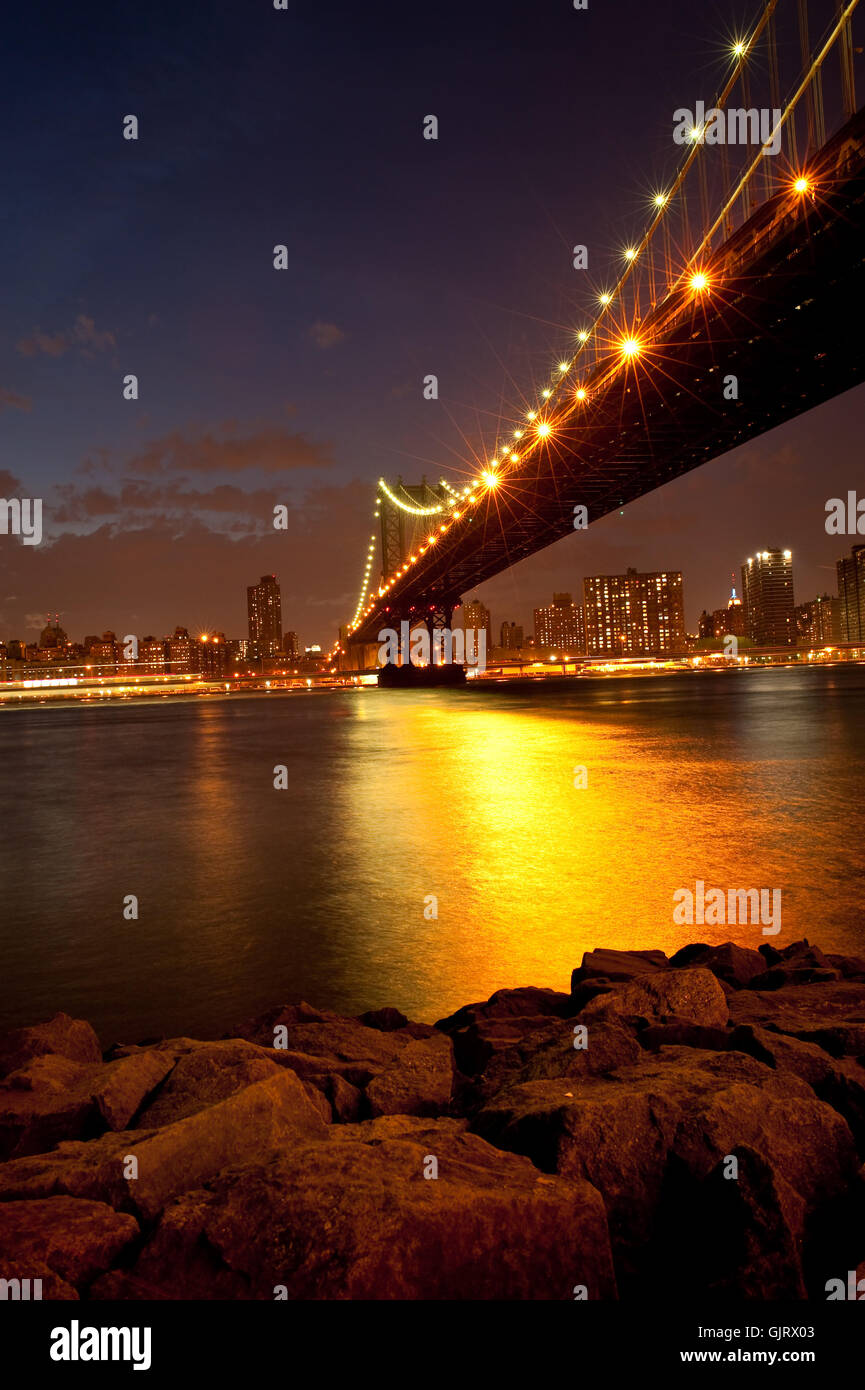 bridge night nighttime Stock Photo - Alamy