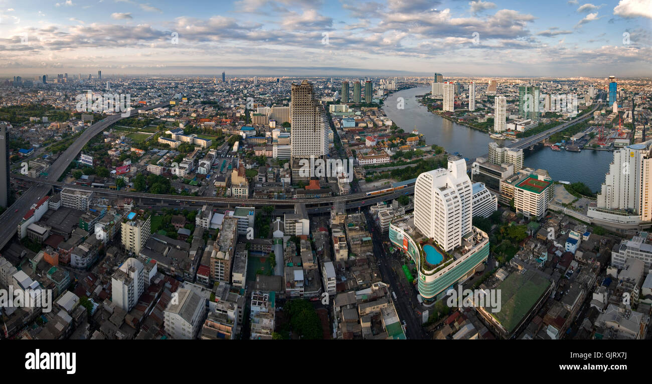 Bangkok style construction hi-res stock photography and images - Alamy