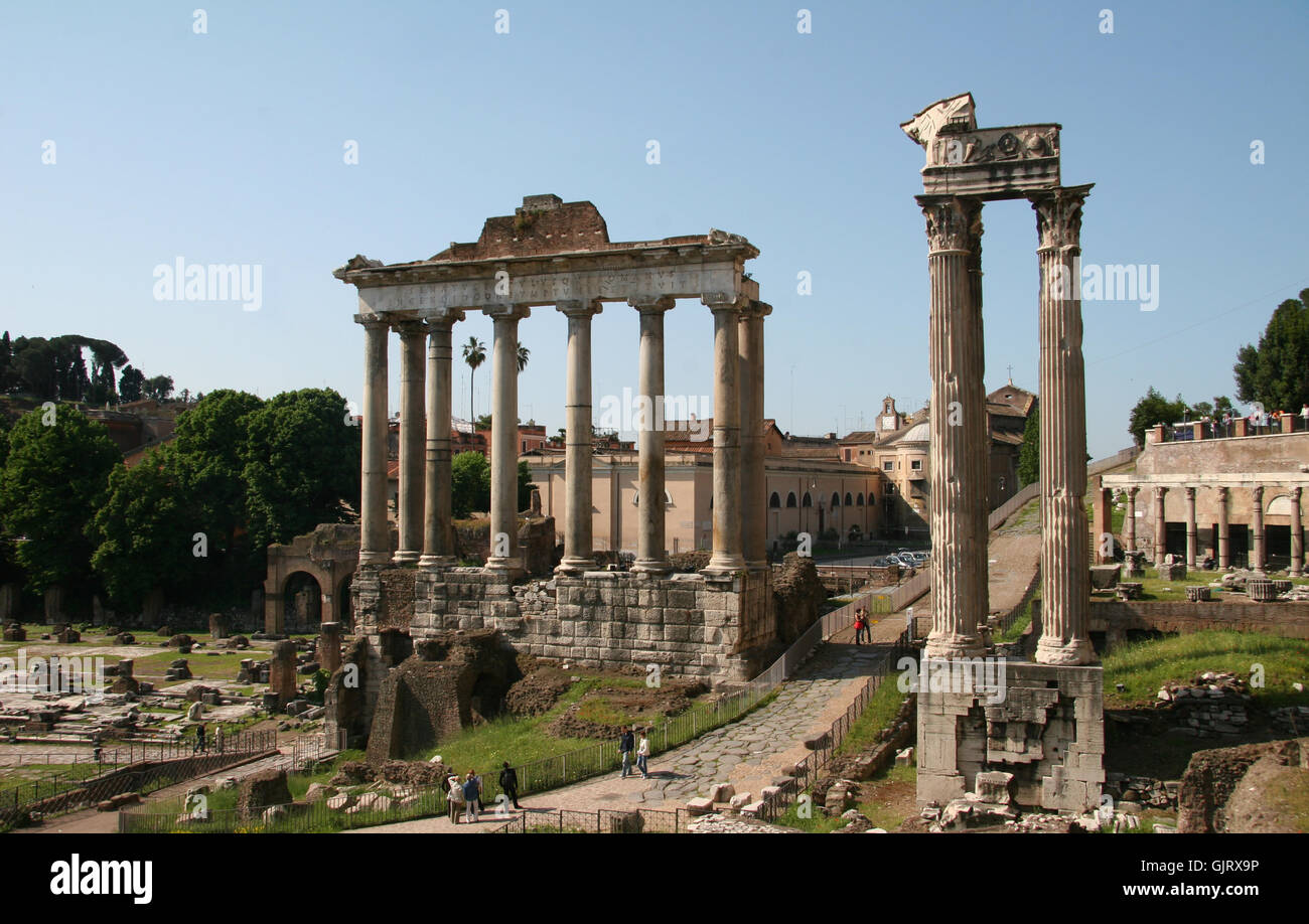 foro romano 2 Stock Photo - Alamy