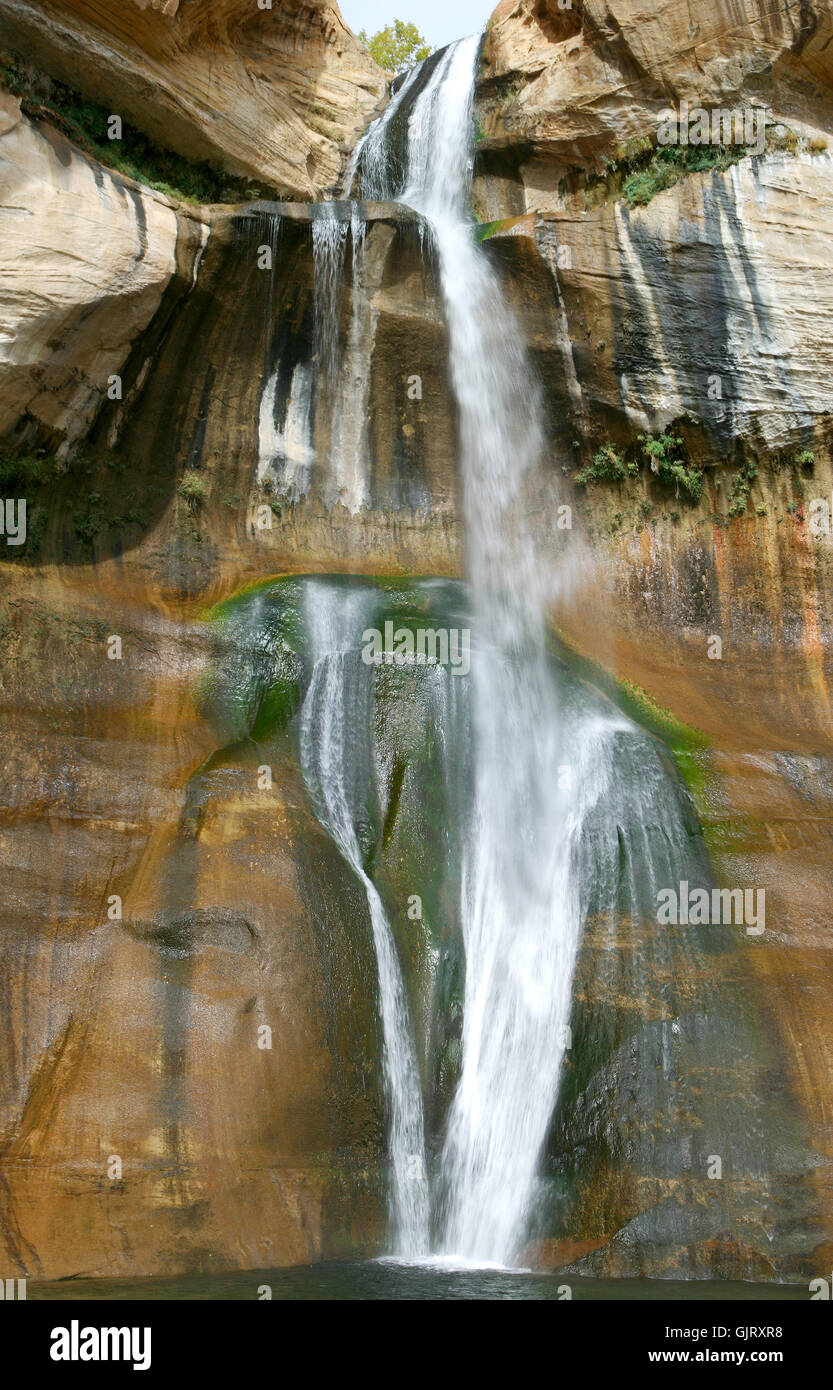 Waterfall falls fresh green water hi-res stock photography and images ...