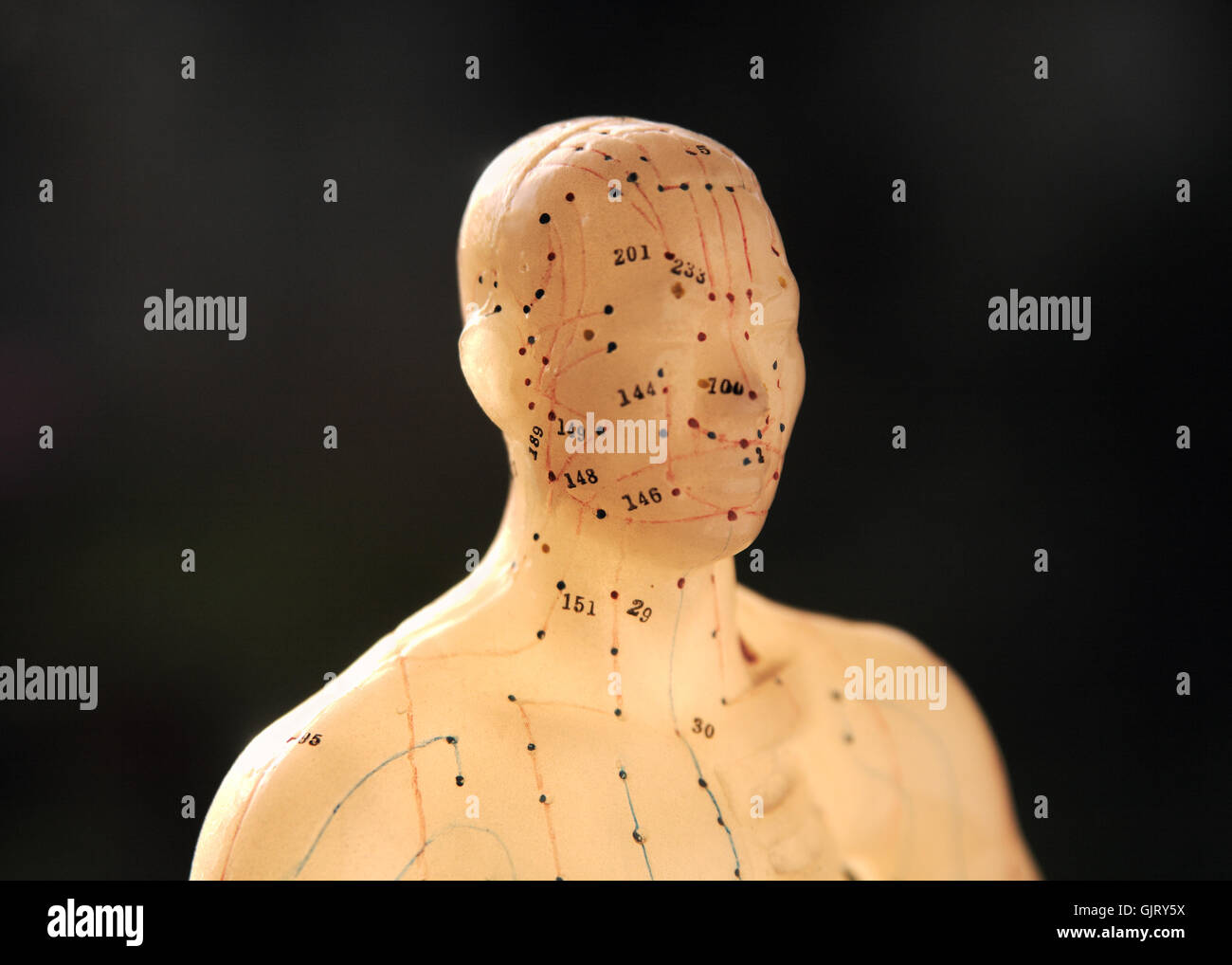 Chinese acupuncture hi-res stock photography and images - Alamy