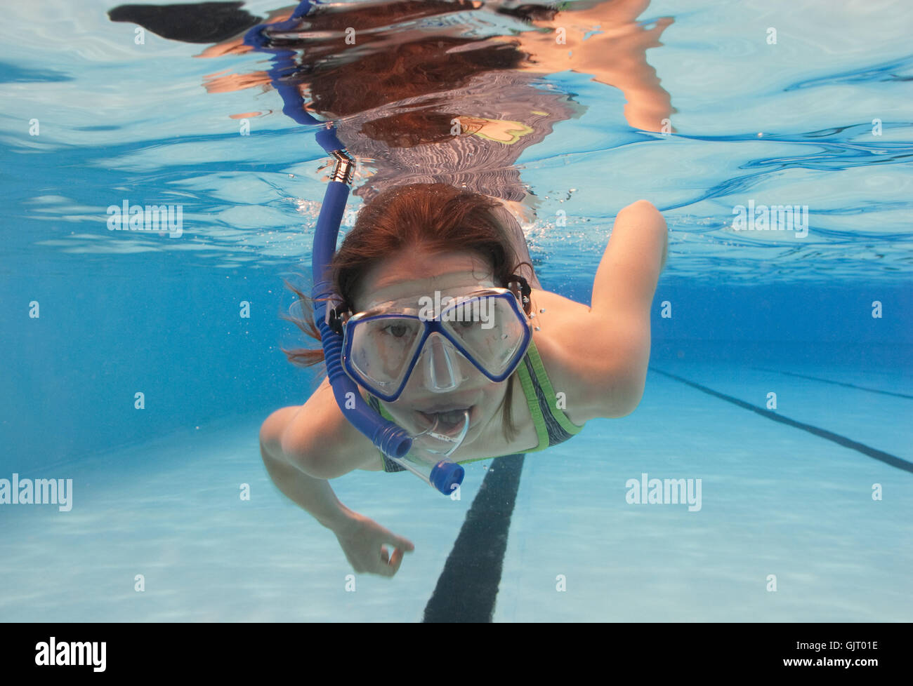 Girl underwater snorkel hi-res stock photography and images - Alamy