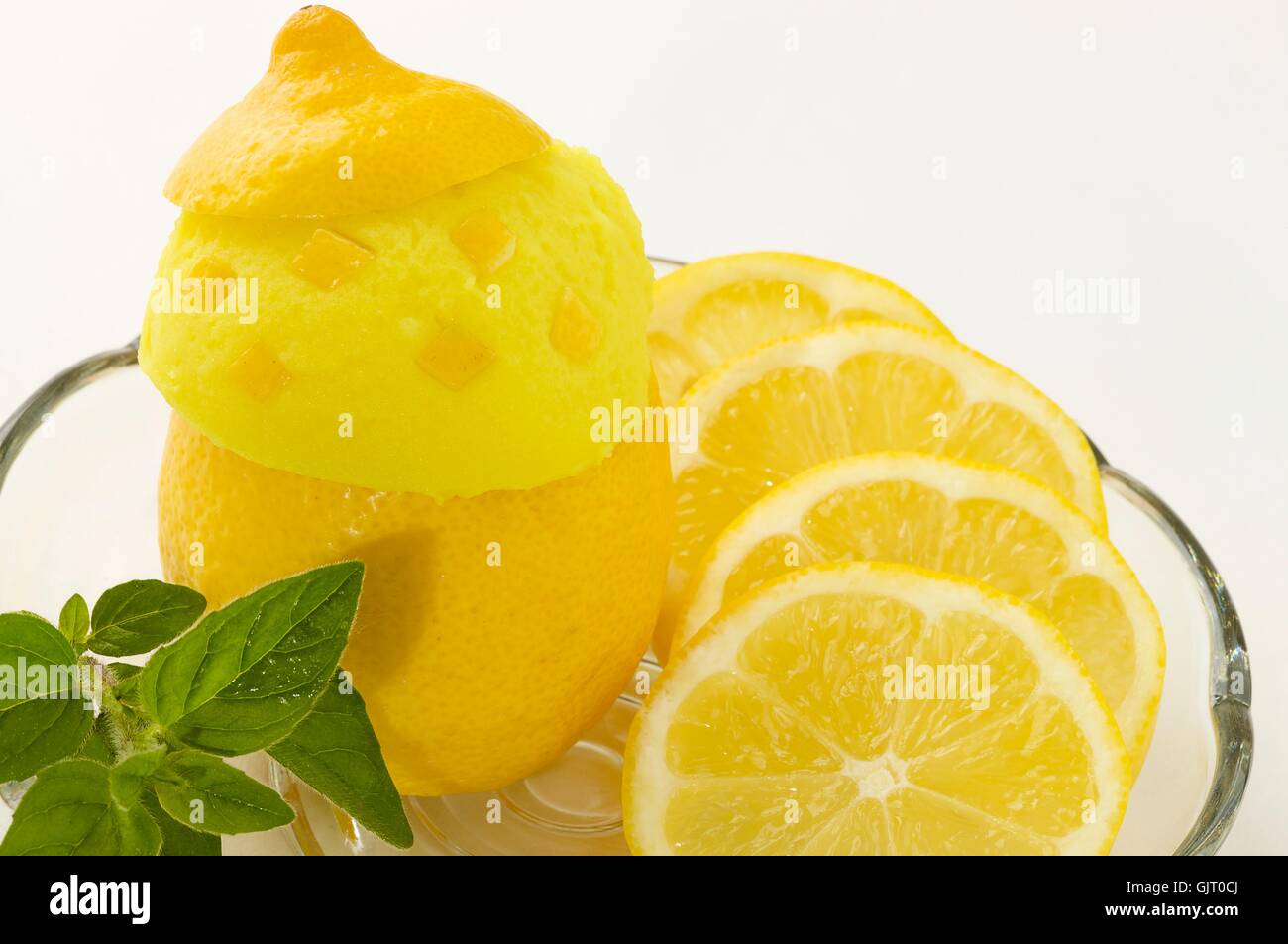 Lemon yellow coloured hi-res stock photography and images - Alamy