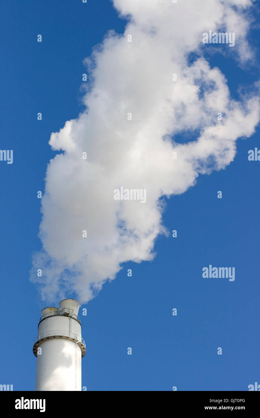 smoke smoking smokes Stock Photo - Alamy