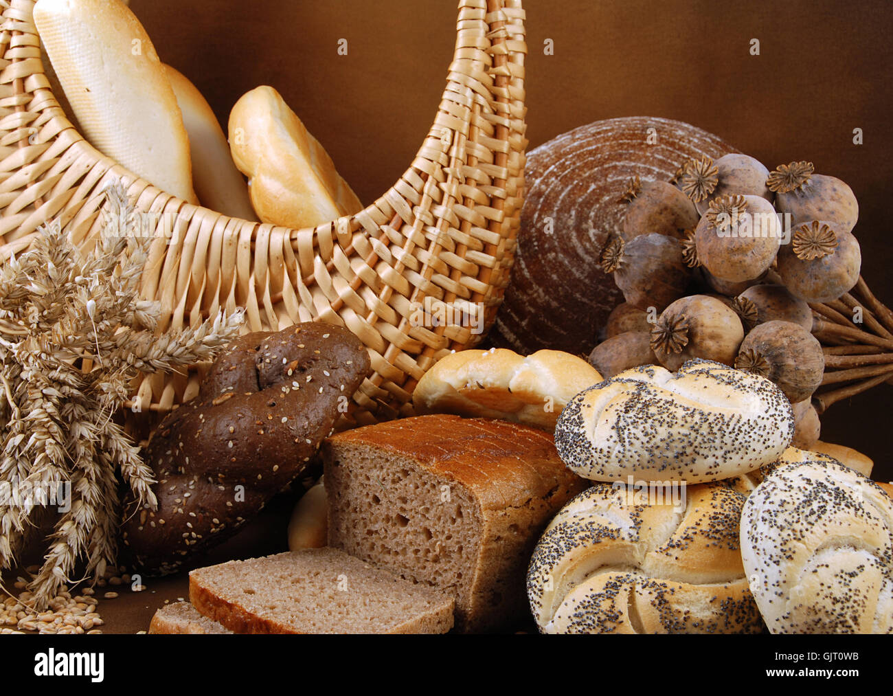 Bread bundle hi-res stock photography and images - Alamy